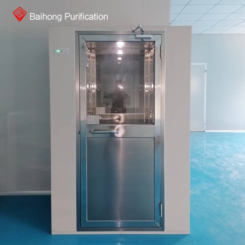 The role of the air shower in the cleanroom airlocks is explained in 2 ...