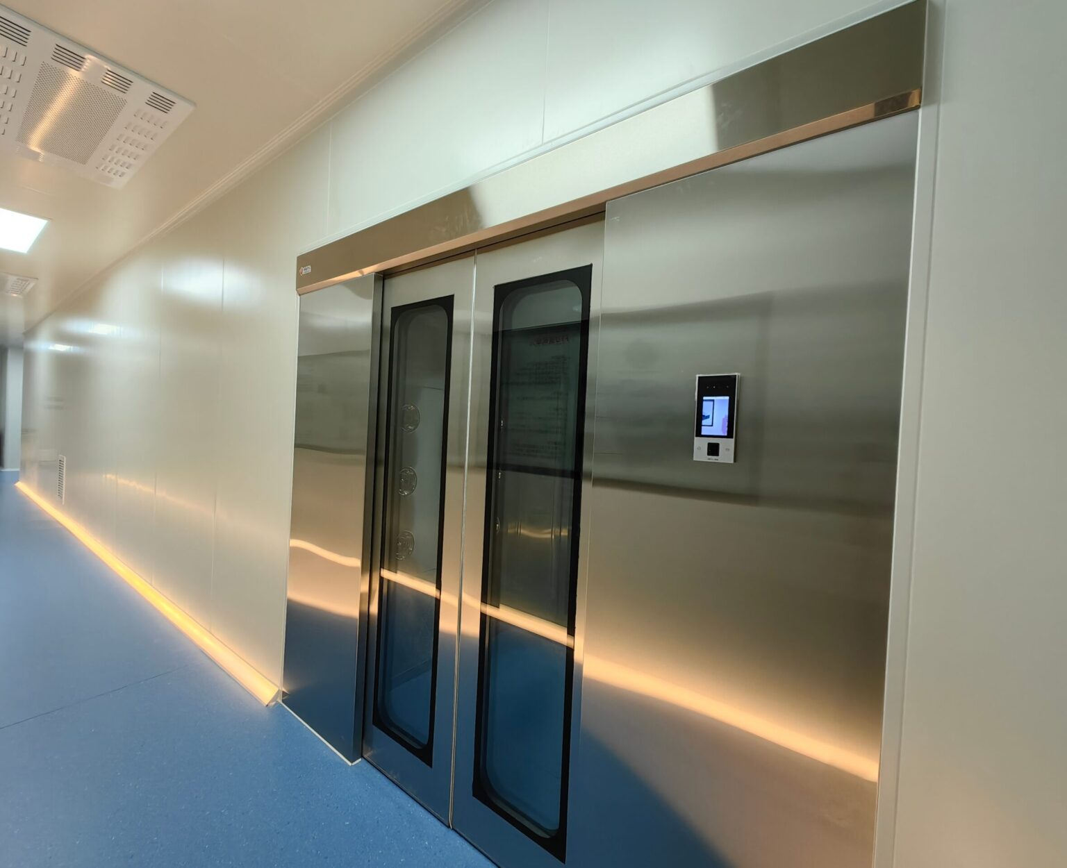 Cleanroom Door Manufacturer | Air-Tight Industrial Doors